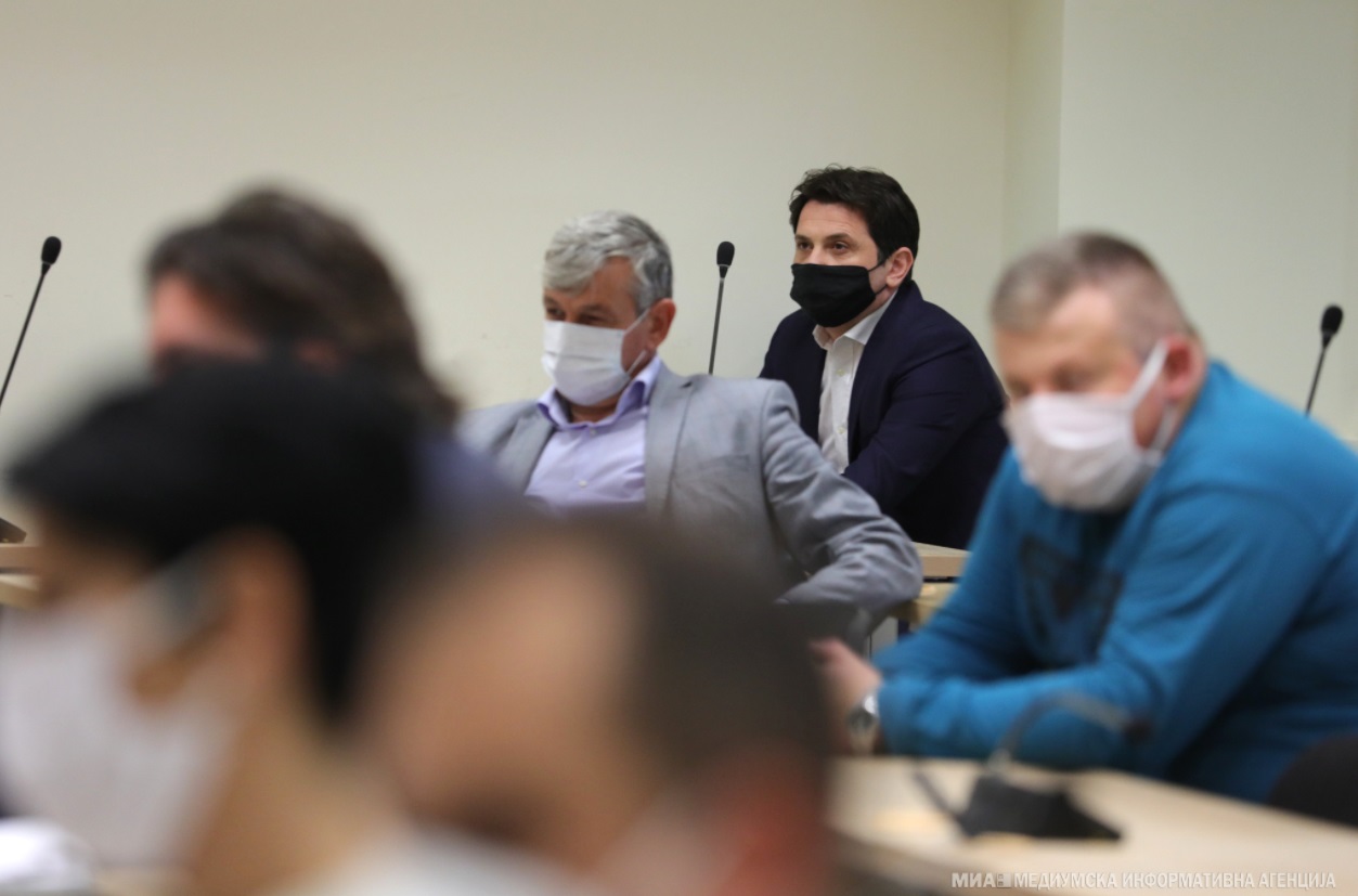 Јанакиески се брани дека ниту барал незаконско наддавање за Сончев град ...