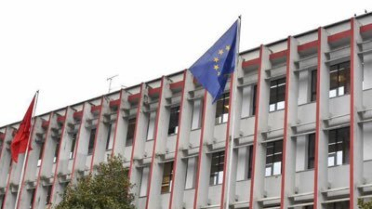 МНР на Албанија го повика рускиот амбасадор по изјавата на Лавров за присуство на албански