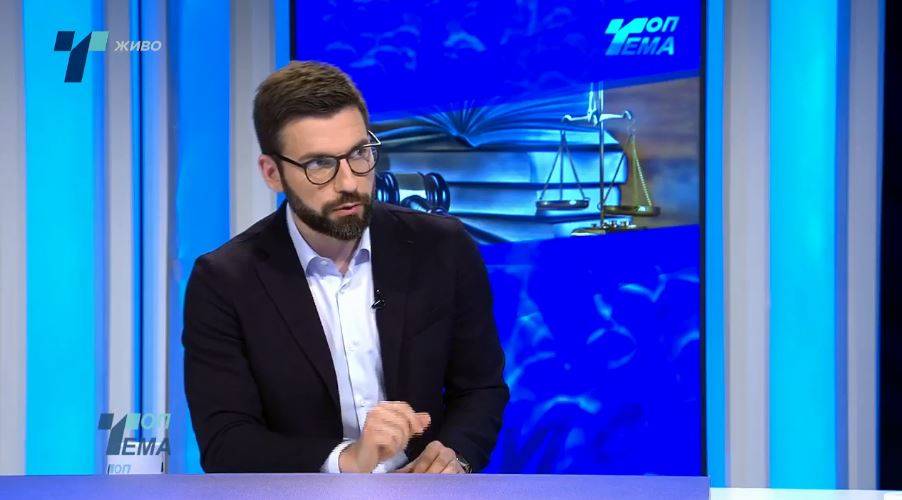 Прешова: Со одлуката за платите на функционерите, Уставниот суд ја ...