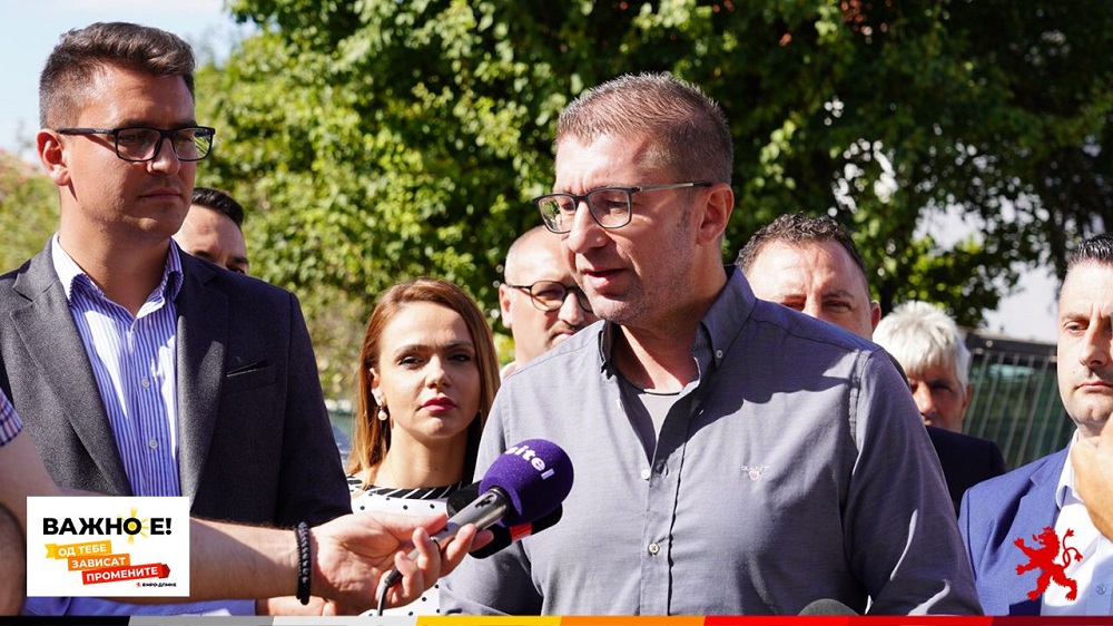 Мицкоски Ковачевски можеби треба да ја промени диоптријата само тој